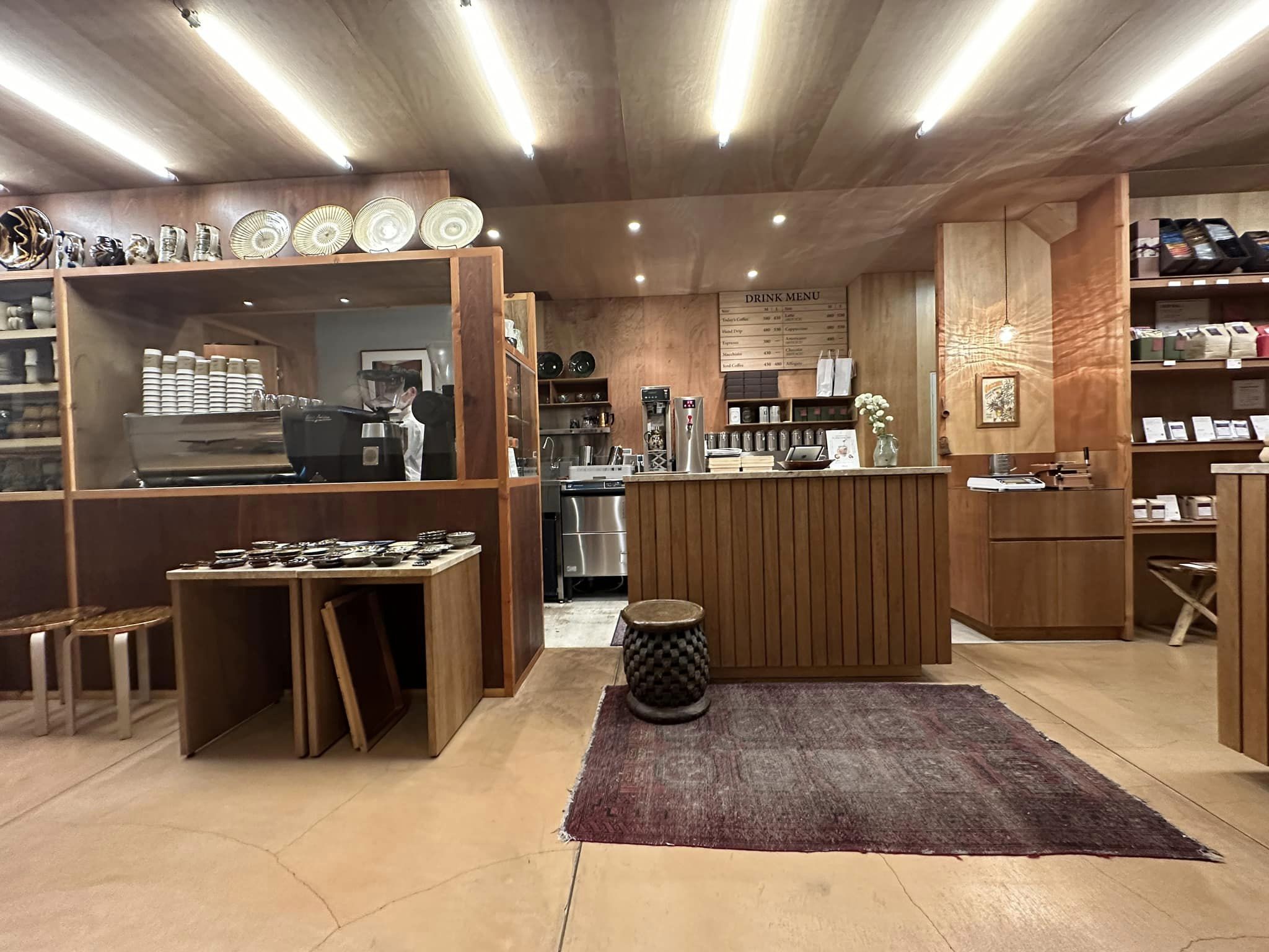 OBSCURA COFFEE ROASTERS Hondori (オブスクーラコーヒーロースターズ本通) - Joy in HIROSHIMA